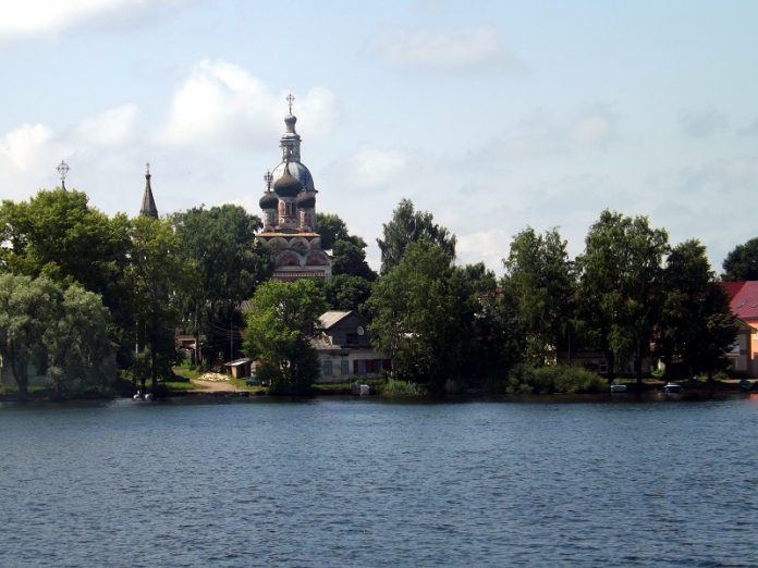 10 Most Beautiful Small Towns in Russia