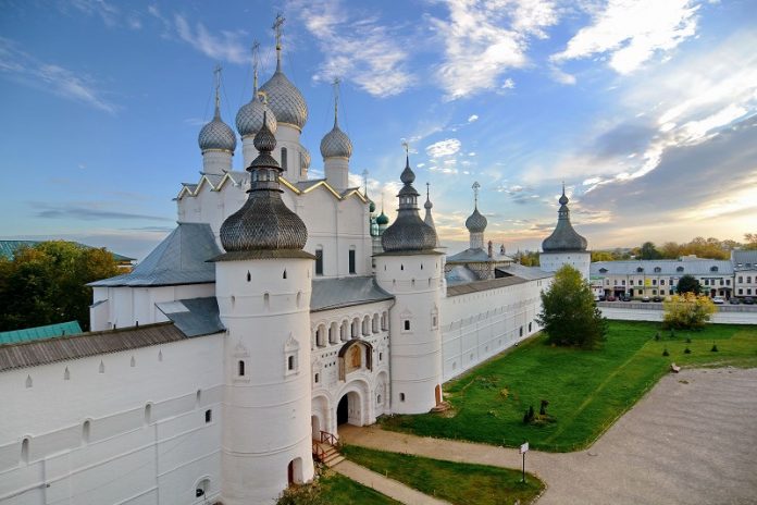 10 Most Beautiful Small Towns in Russia