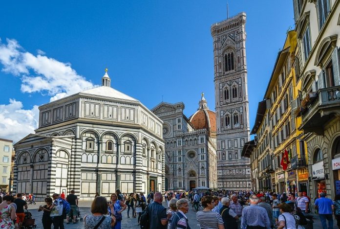 10 Most Beautiful Squares in Florence