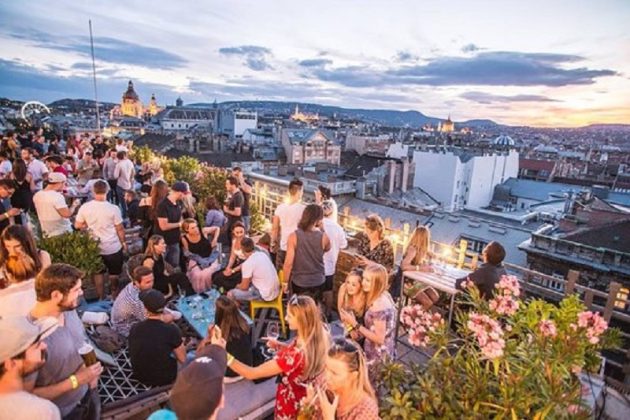 The 9 Best Nightclubs and Bars in Budapest